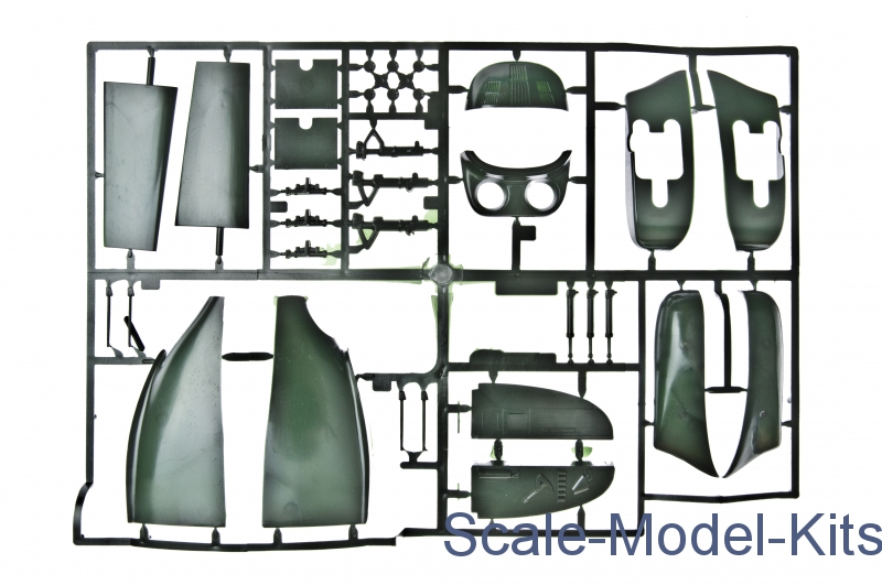 Revell - SA 330 Puma "BGS" - plastic scale model kit in 1:32 scale (RV04412)//Scale-Model-Kits.com