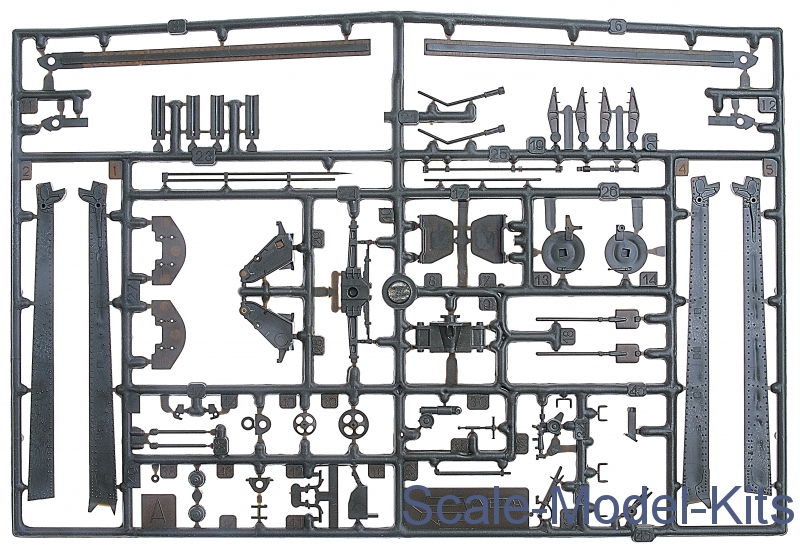 T-26 mod.1933 Soviet light tank-Zvezda plastic scale model kit in 1:35 scale (zvezda 3538 ...